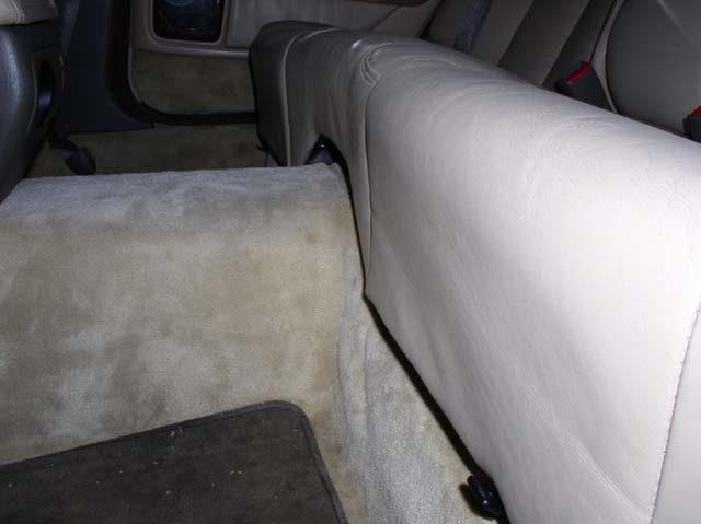 Removing the Rear Seat for Lexus LS400 LS430 LS460 1990-94 Body